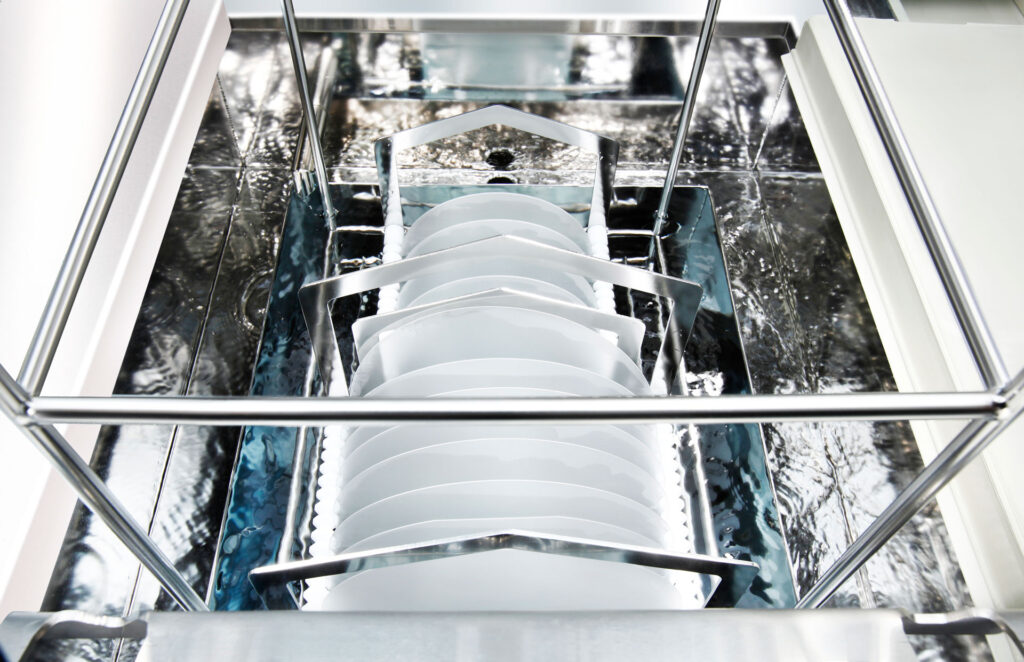 Cleaning solutions for high purity components – For highest cleanliness requirements